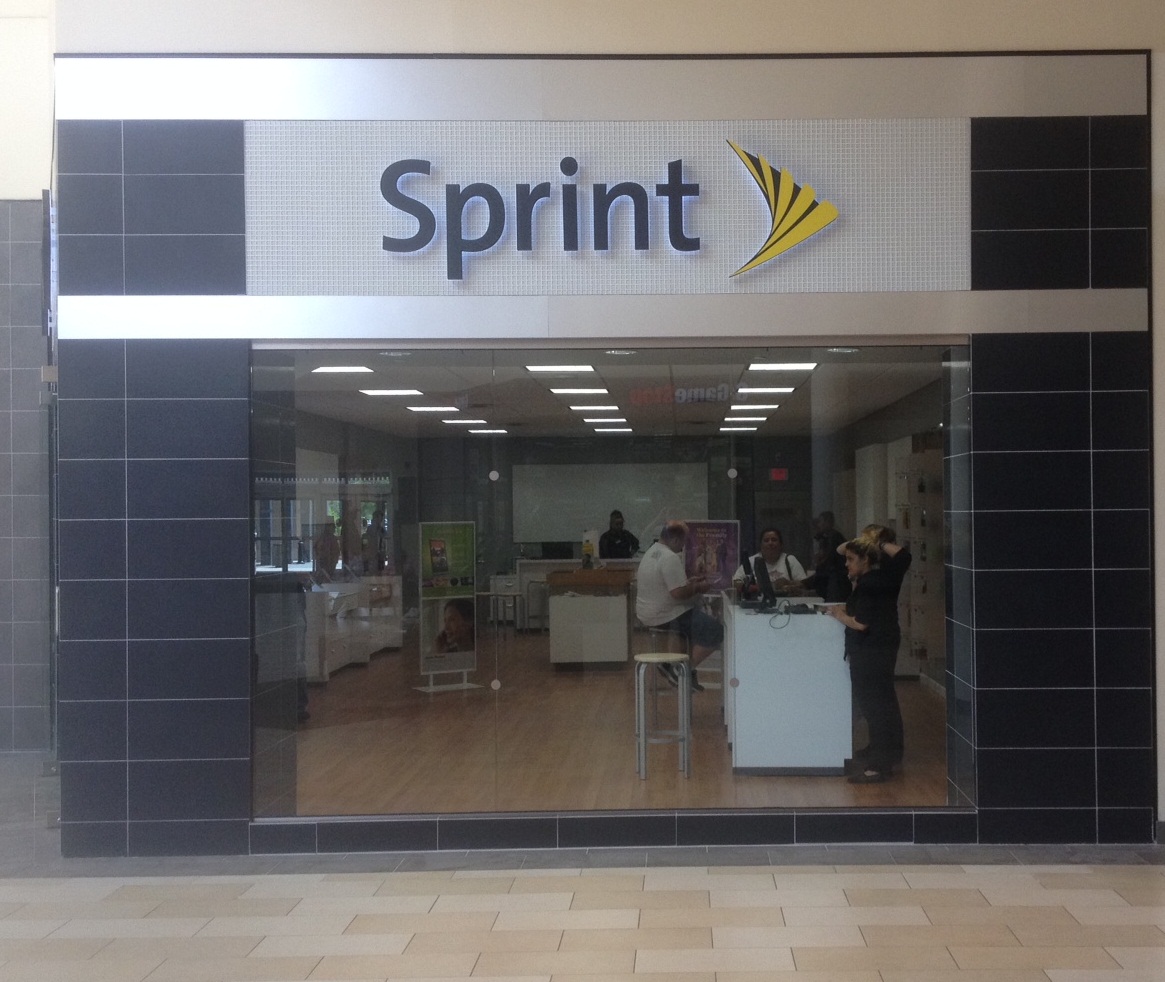 Speedy Signs | Storefront Signs and Channel Letters